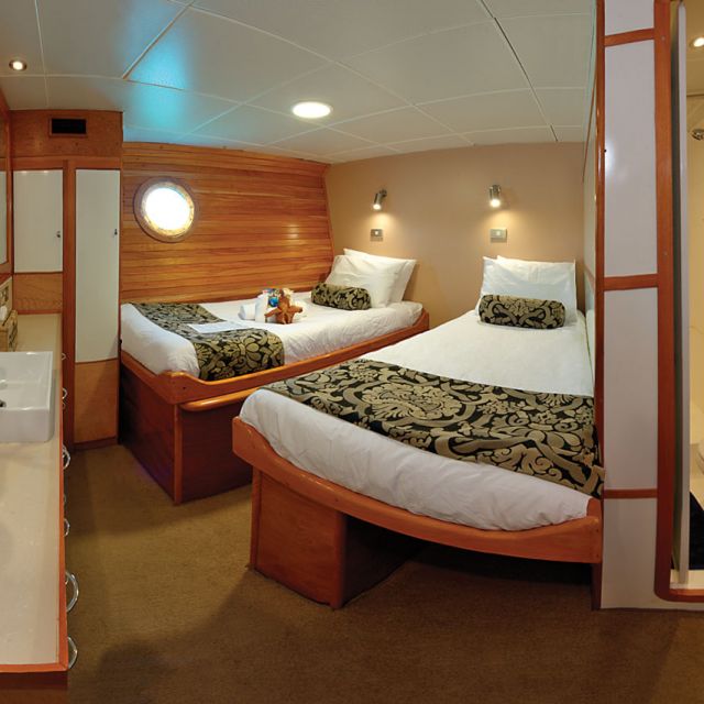 NAI'A Fiji - Liveaboard Ship Layout